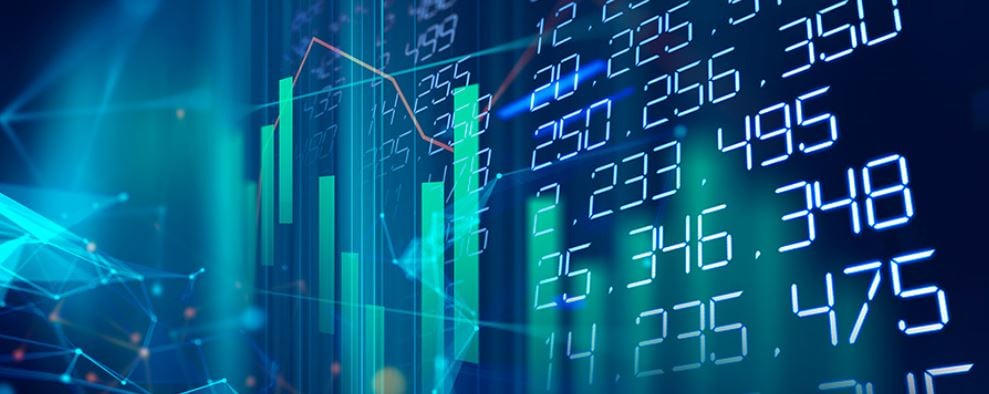 What is a dynamic forward contract?